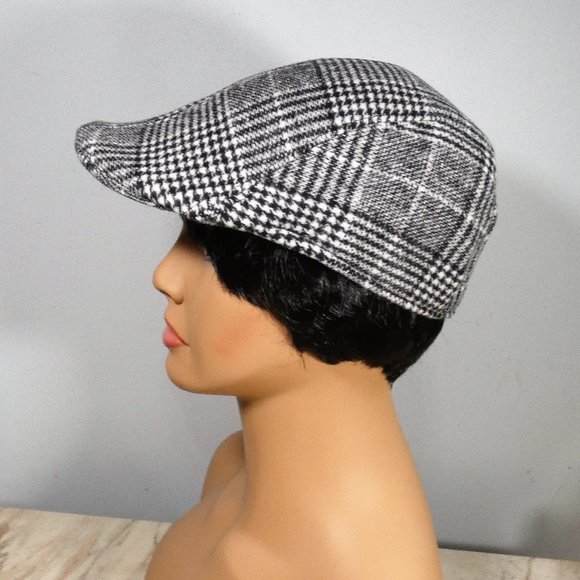 Accessories | Stylish Gray Black And White Plaid Driving Newsboy Scally ...